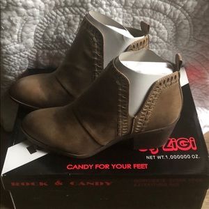 Rock & Candy | Shoes | Rock Candy Womens Lipton Chelsea Bootie | Poshmark